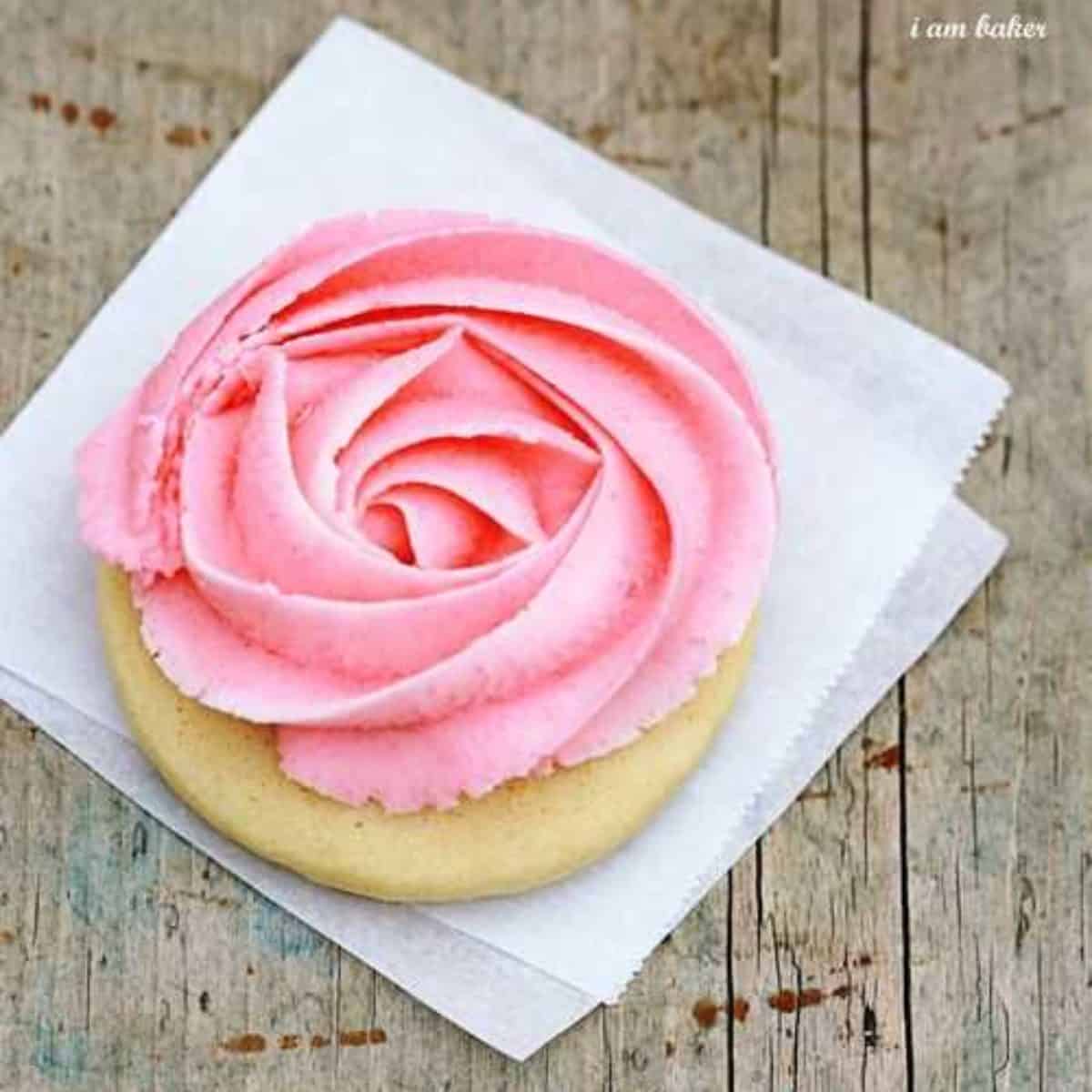 Rose Cookie Tutorial - i am baker