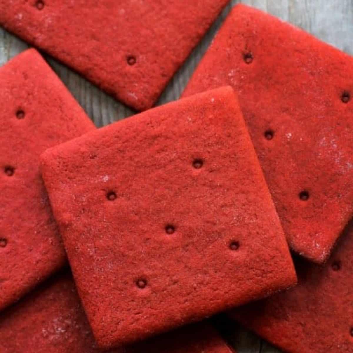 Red Velvet Graham Crackers - i am baker