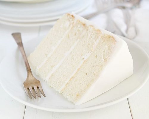 The Perfect {Bakery Style} White Cake | I Am Baker