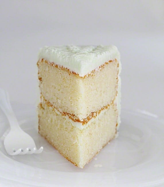 The Perfect {Bakery Style} White Cake | I Am Baker