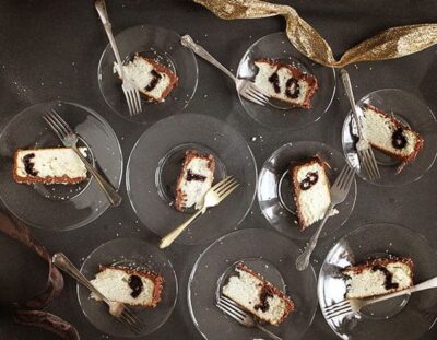 Countdown Cake Tutorial {surprise inside cake} - i am baker