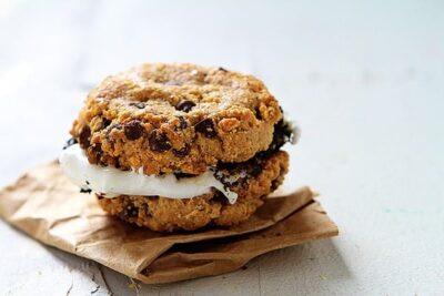 Chocolate Chip Graham Cracker Cookies {And S'mores!} - i am baker