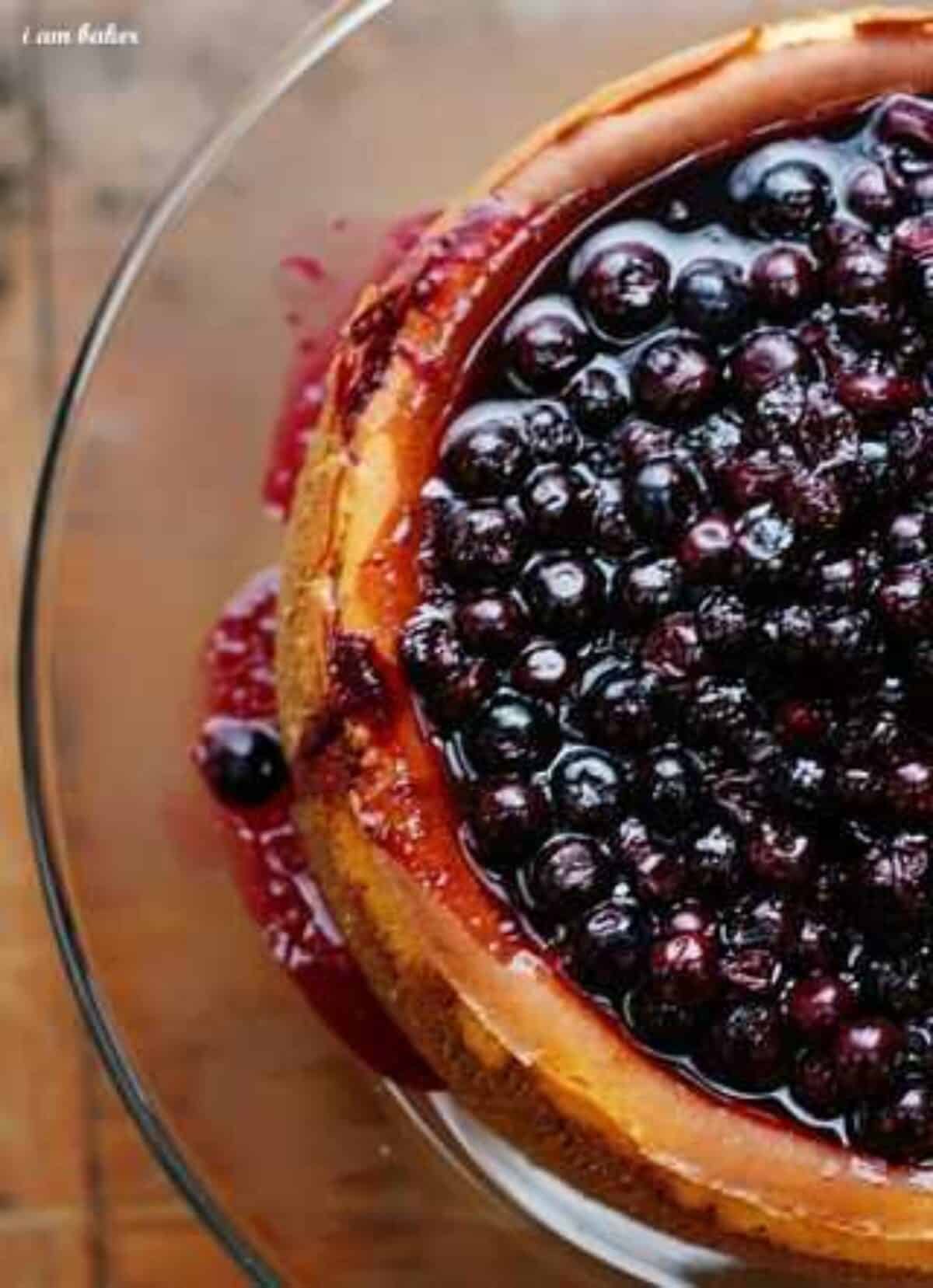 Ultimate Blueberry Cheesecake {VIDEO} - i am baker