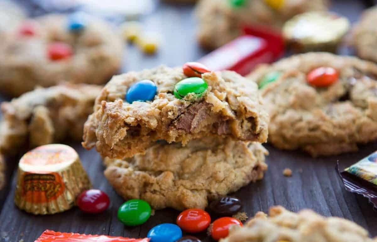 Halloween Candy Overload Cookies - i am baker