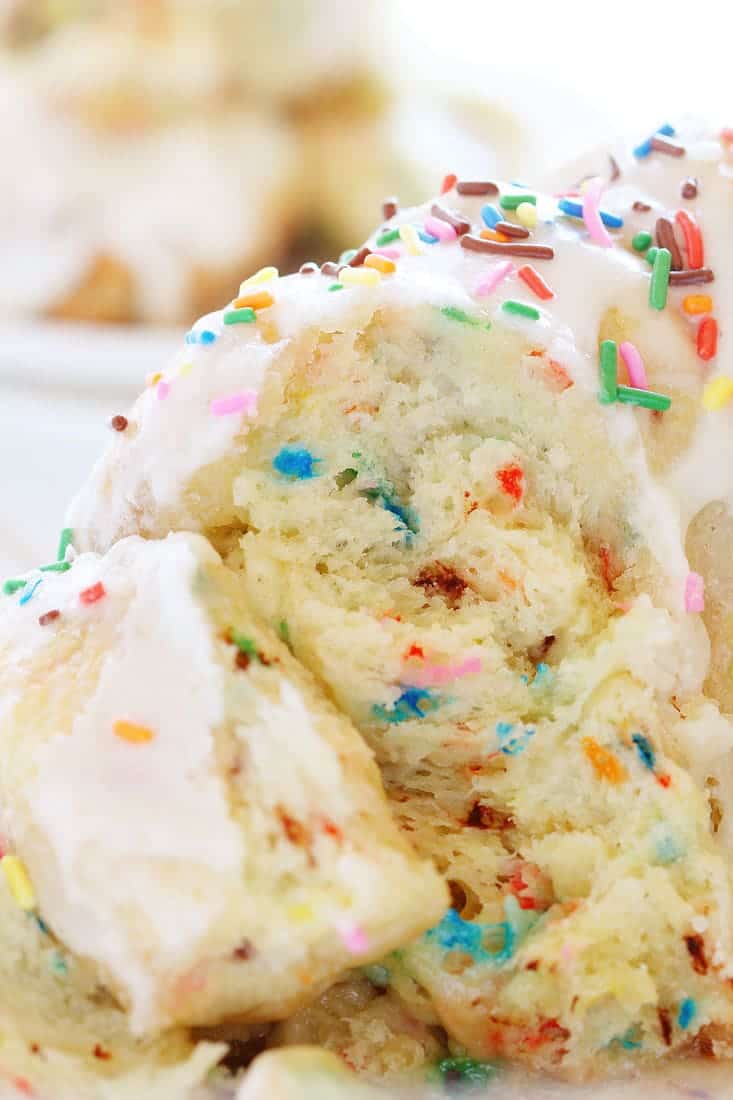 Sprinkles Monkey Bread {VIDEO} - i am baker