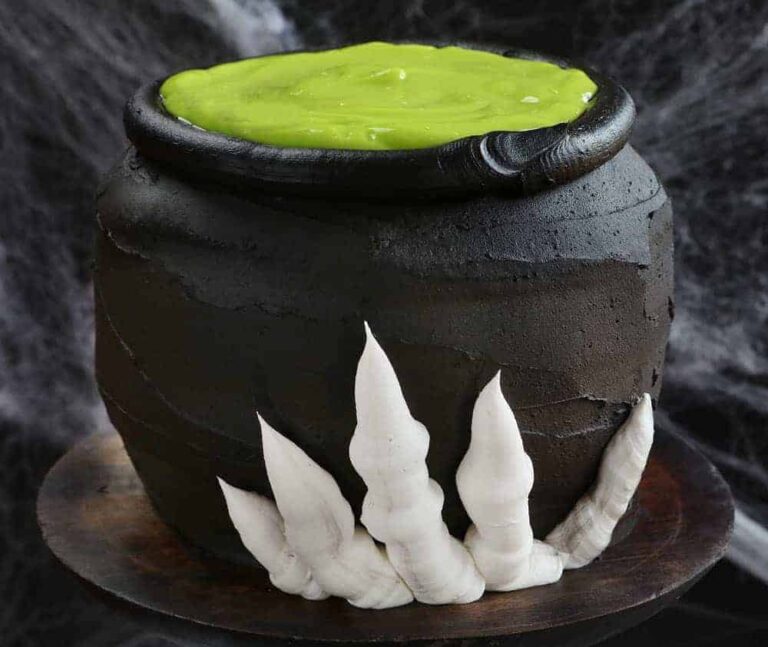 Cauldron Cake {VIDEO} | i am baker