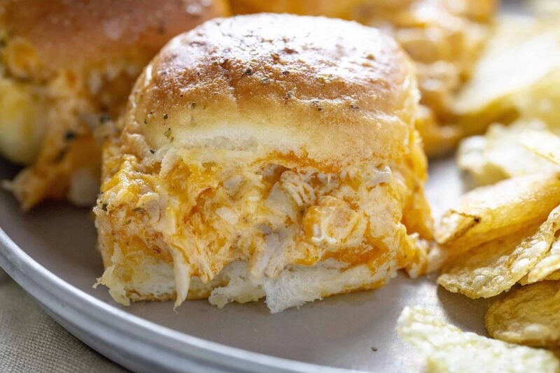 Buffalo Chicken Sliders {VIDEO} - i am baker