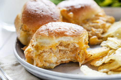 Buffalo Chicken Sliders {VIDEO} - i am baker