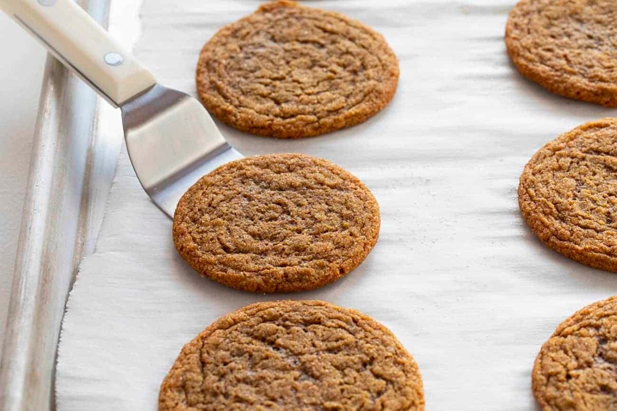 Soft Ginger Cookie - i am baker