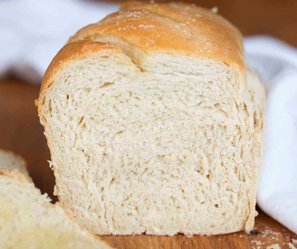 {The Easiest!} Simple White Bread - i am baker