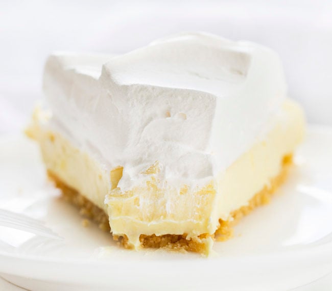 Creamy Lemonade Pie - i am baker