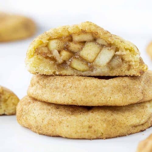 {Stuffed Cookie!} Apple Pie Snickerdoodles - i am baker