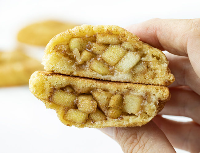 {Stuffed Cookie!} Apple Pie Snickerdoodles - i am baker
