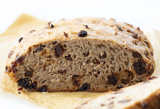 Cinnamon Raisin Bread - i am baker