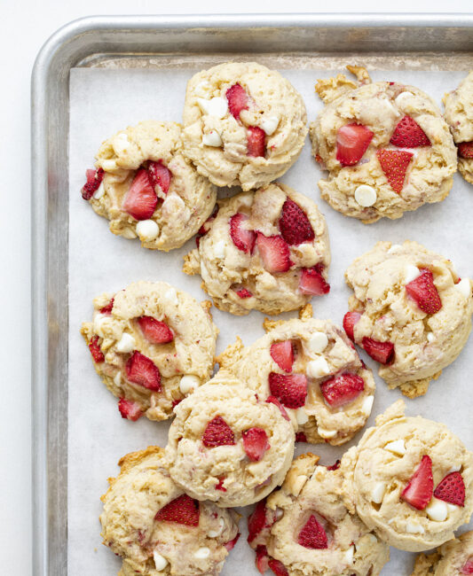 Soft Batch Strawberry Cookies - i am baker