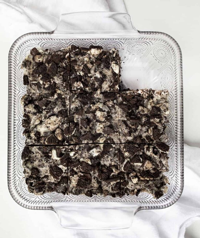 No-Bake Chewy Oreo Bars - i am baker