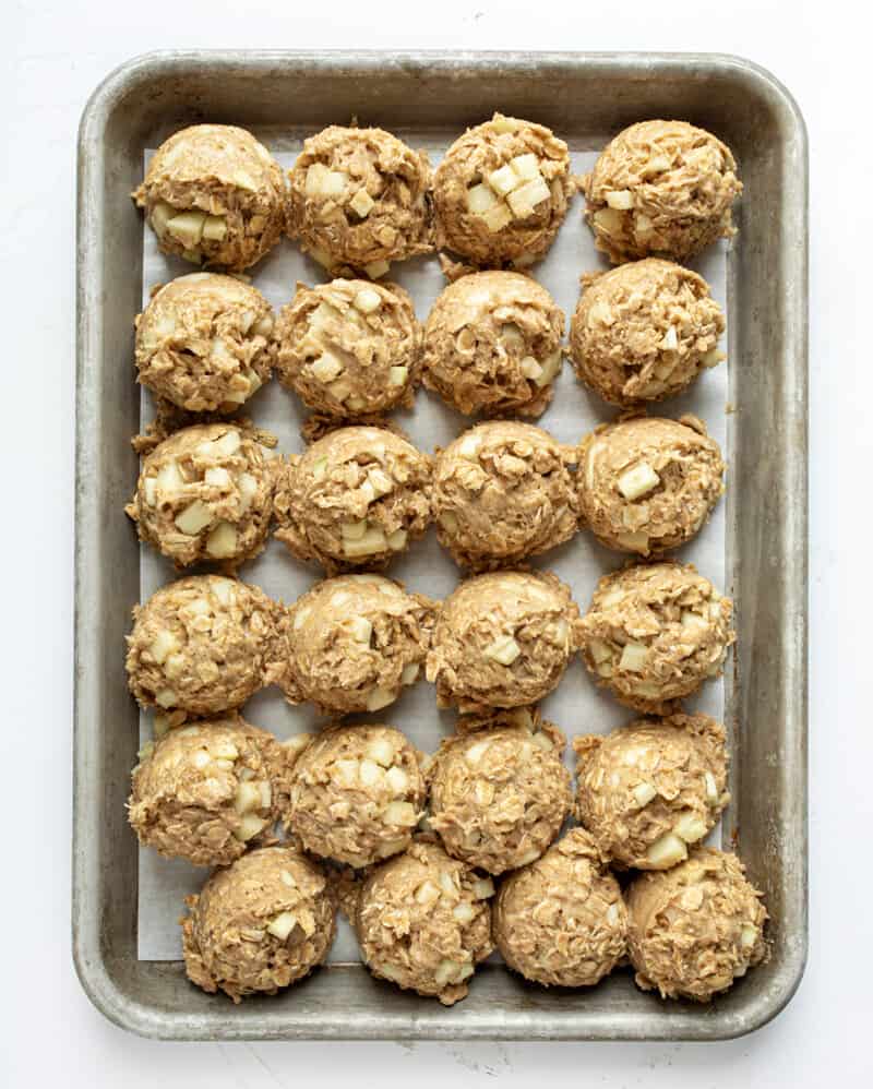 Apple Oatmeal Cookies - i am baker
