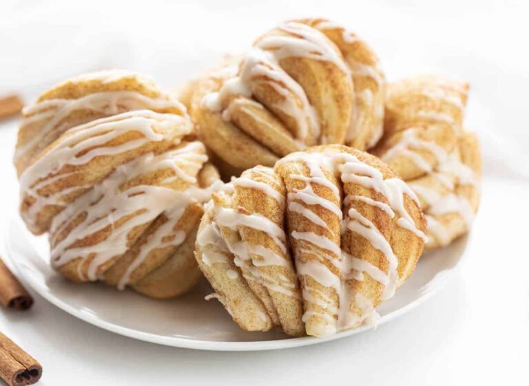 Cinnamon Butterflake Rolls - i am baker