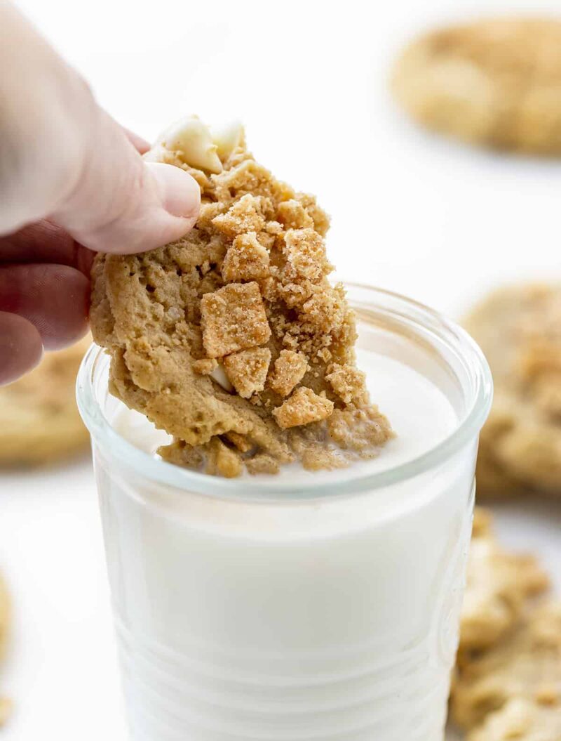 Cinnamon Toast Crunch Cookies - i am baker