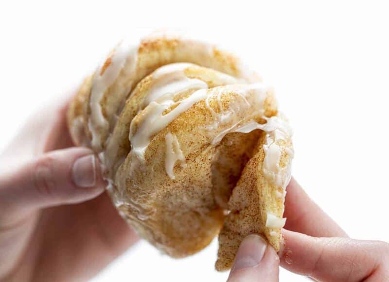 Cinnamon Butterflake Rolls - i am baker