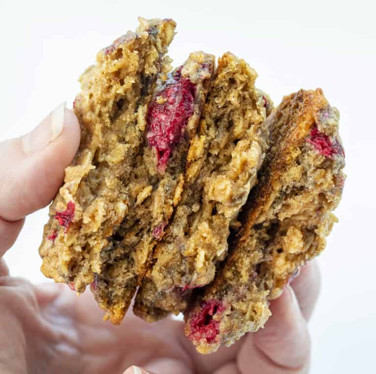 Raspberry Oatmeal Cookies - i am baker