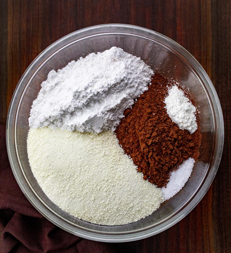 Hot Cocoa Mix {Big Batch} - i am baker