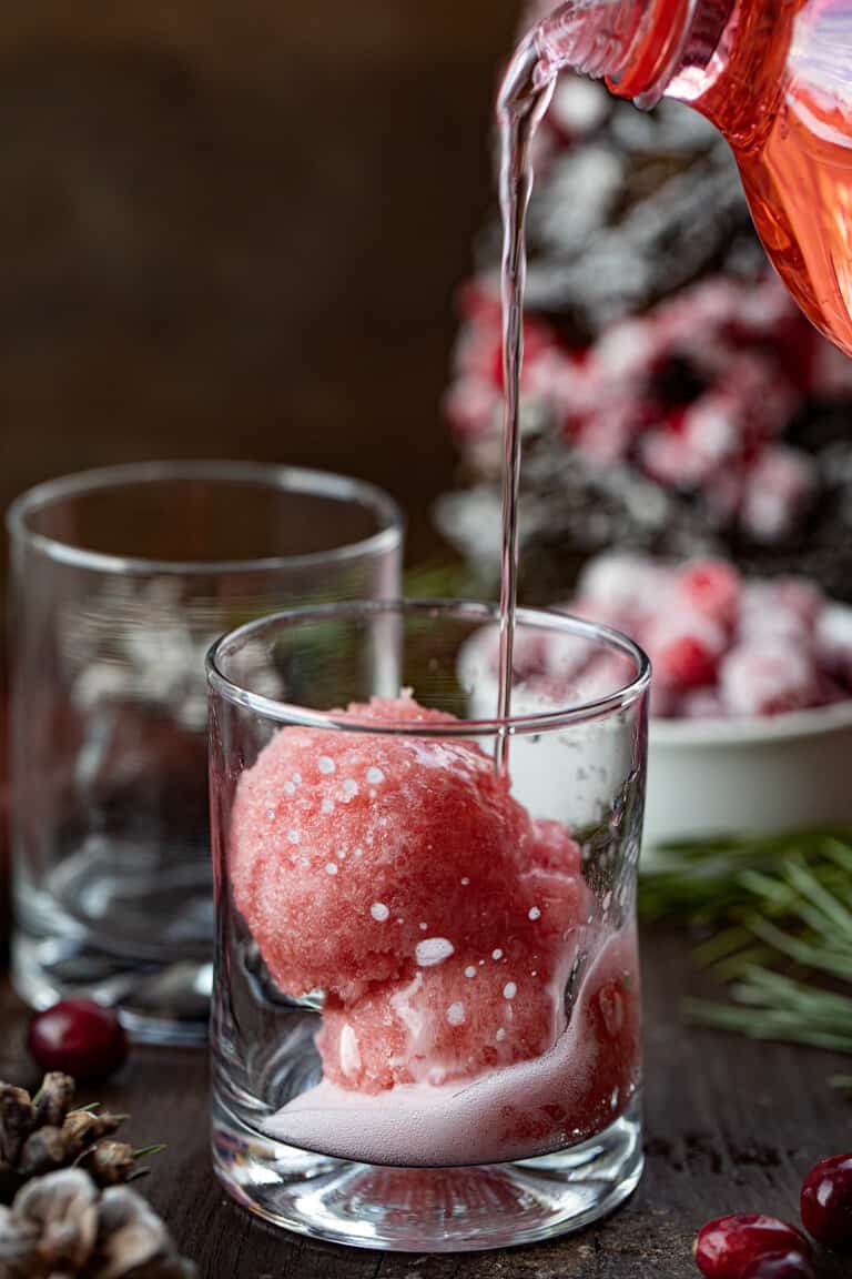Christmas Slush Mocktail - i am baker