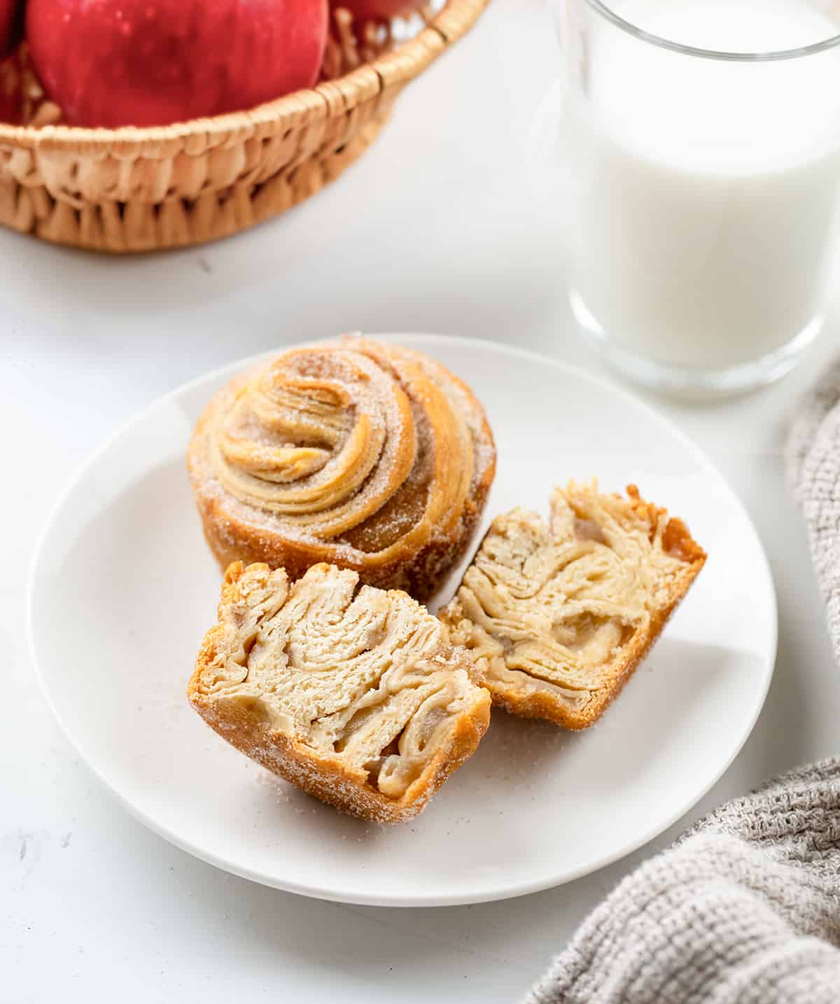 Apple Pie Cruffins - i am baker