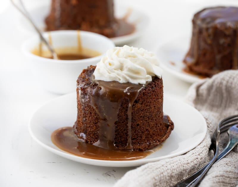 Sticky Toffee Pudding - i am baker