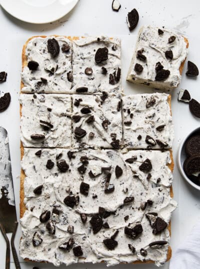 Cookies and Cream Sheet Cake - i am baker