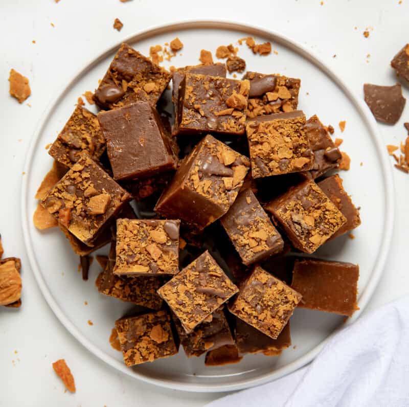 Butterfinger Fudge - i am baker