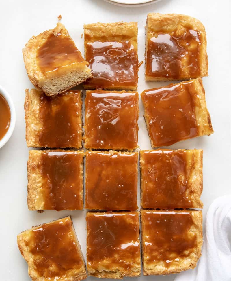 Ooey Gooey Caramel Butter Bars - i am baker