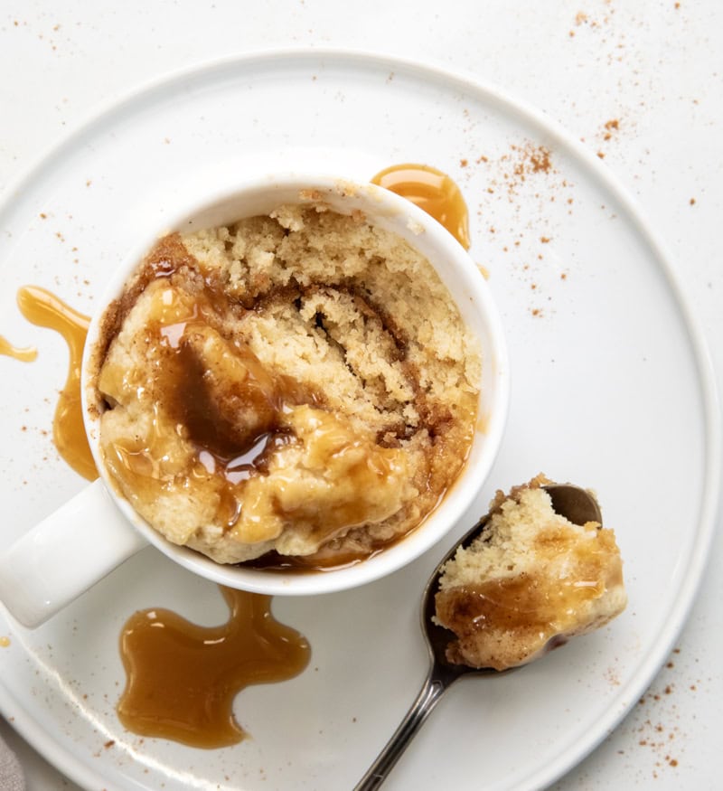 Caramel Roll in a Mug - i am baker