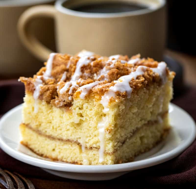 Snickerdoodle Coffee Cake - i am baker