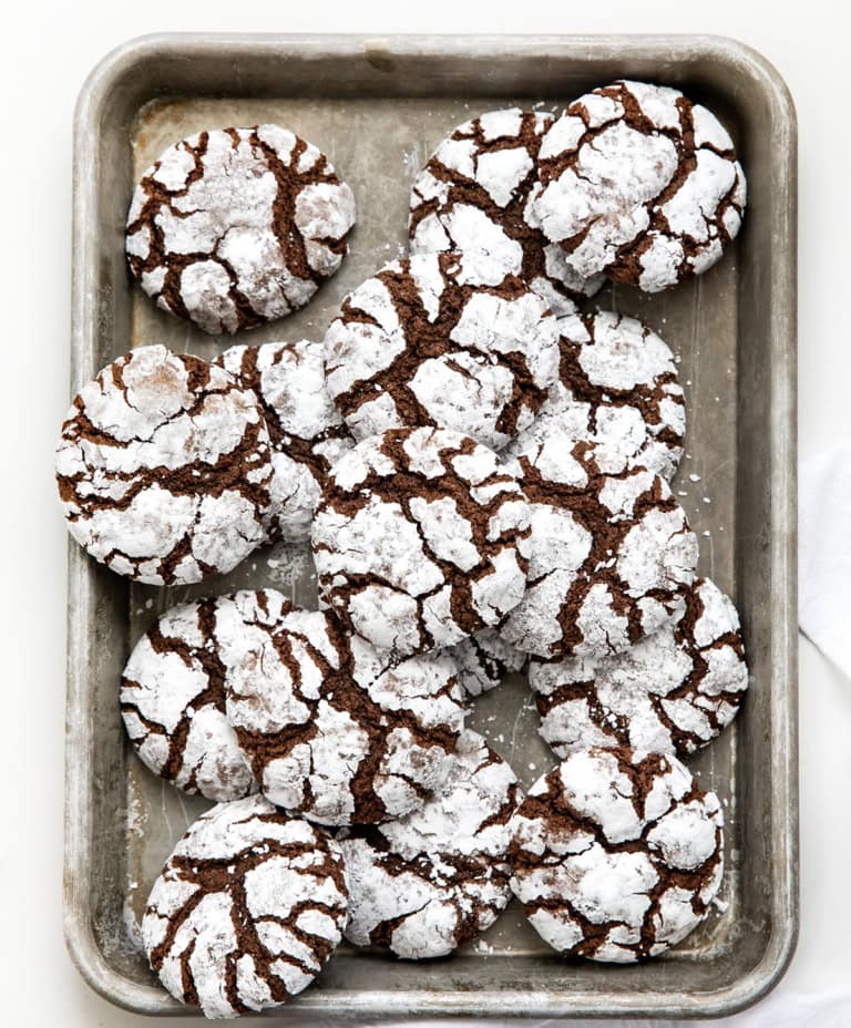 Chocolate Peppermint Crinkle Cookies - i am baker