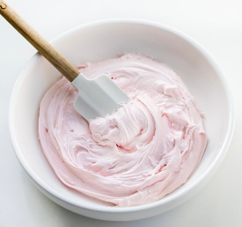 Strawberry Marshmallow Frosting - i am baker