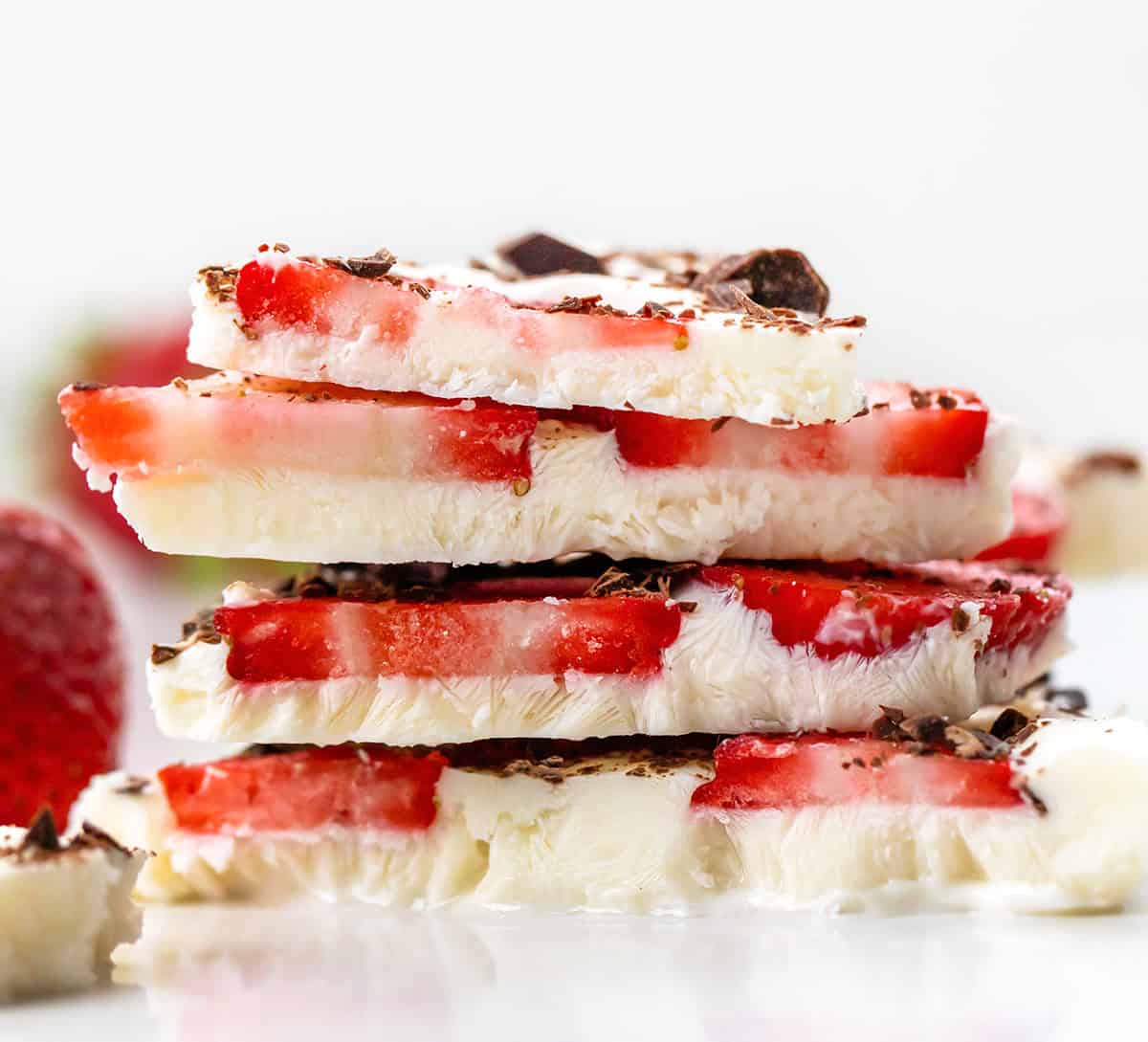 Strawberry Chocolate Yogurt Bark - i am baker