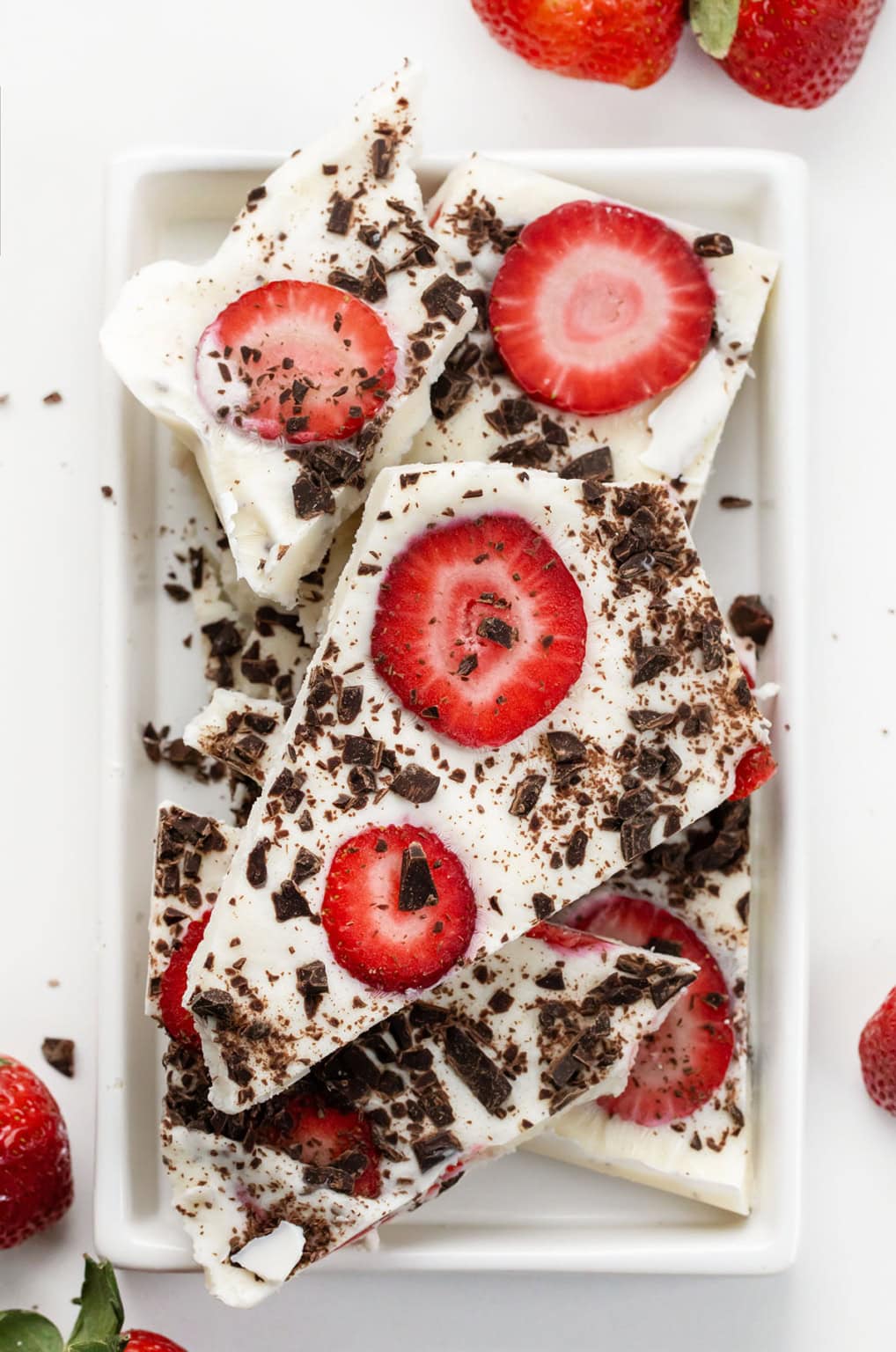 Strawberry Chocolate Yogurt Bark - i am baker