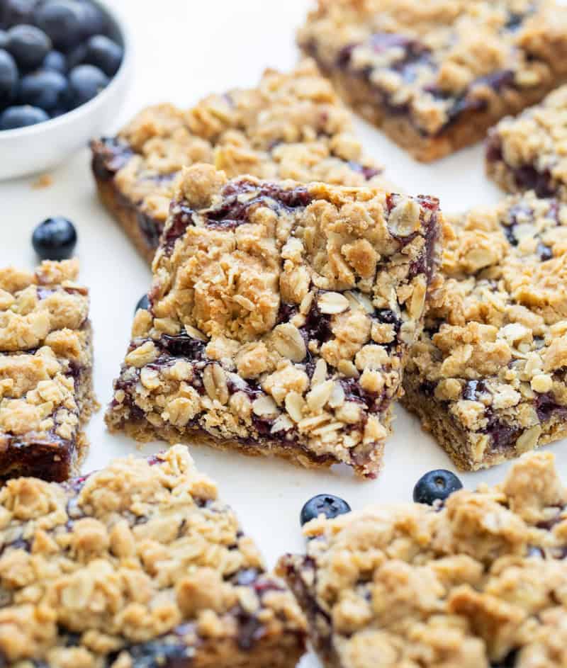 Blueberry Oatmeal Crumble Bars - i am baker